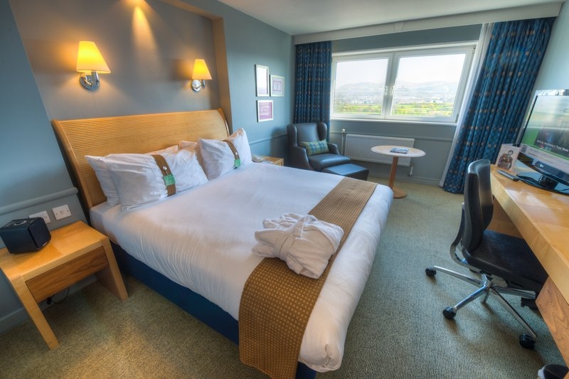 Holiday Inn | Hotel at Edinburgh Airport